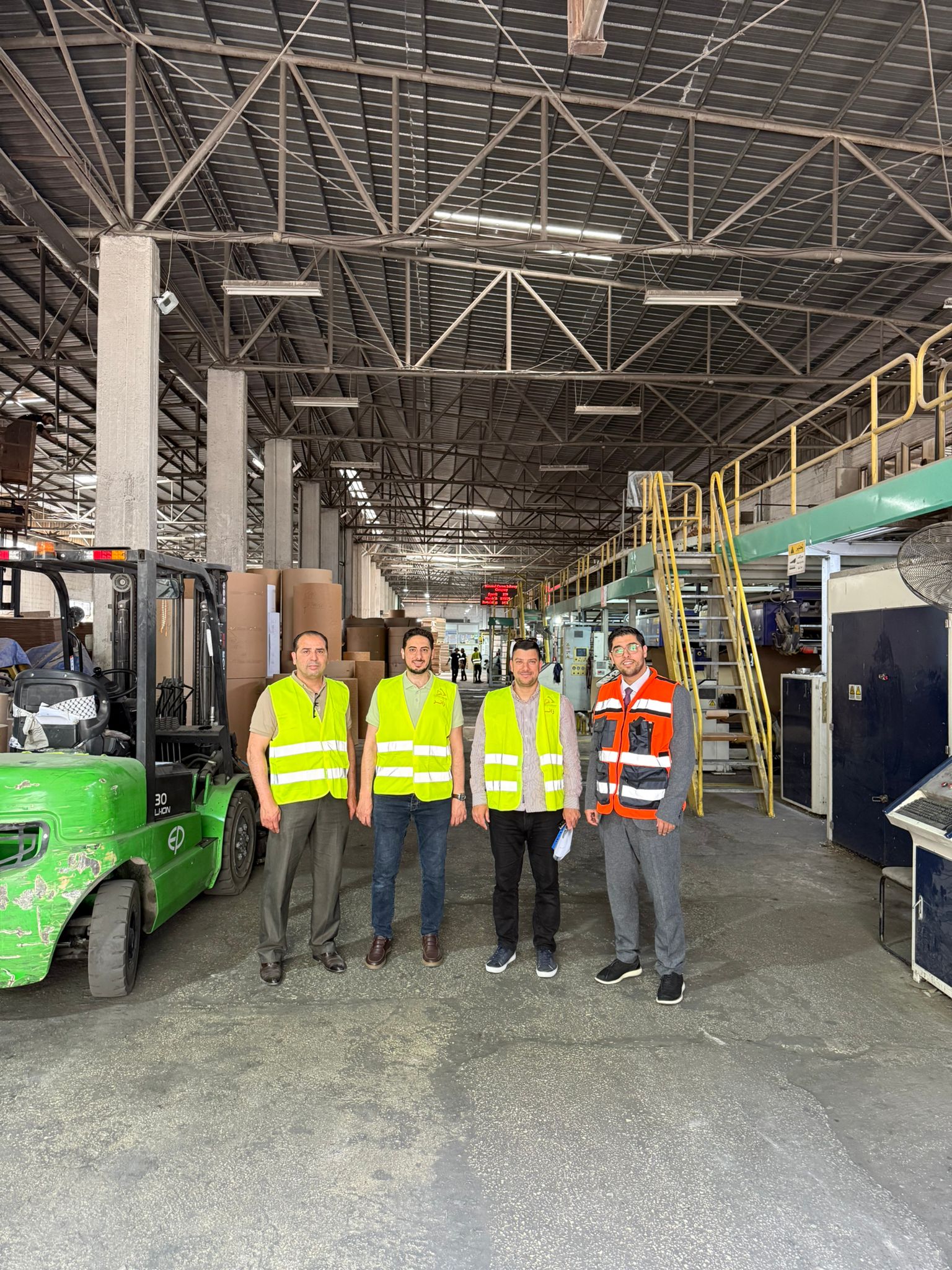 A delegation from the Palestinian Vision Foundation and the Nablus Chamber of Commerce visits ...